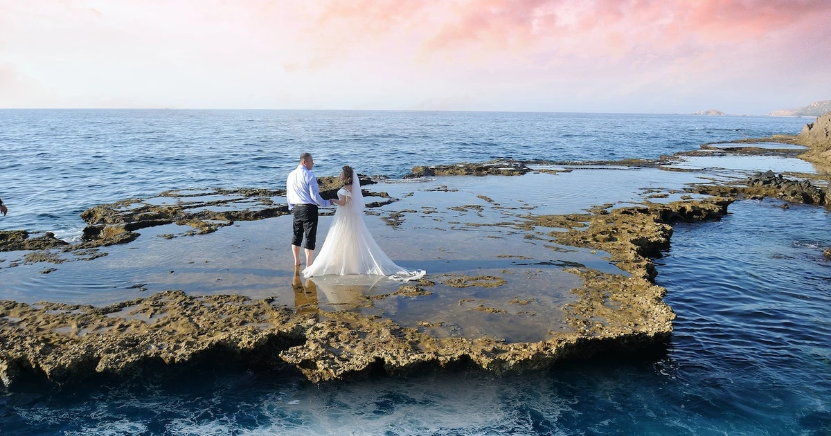 Marriage Compatibility Between 8 And 9 - Balancing Individuality And ...